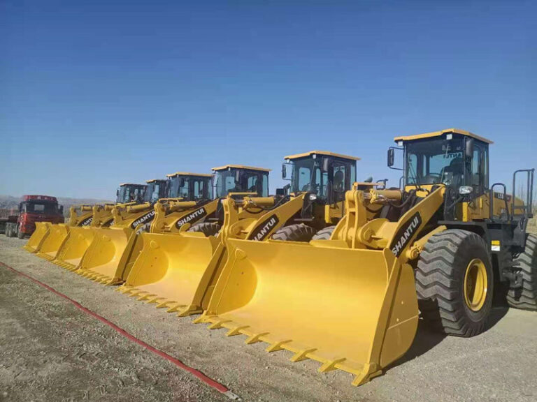 Shantui machinery supplier in China dozer loader grader